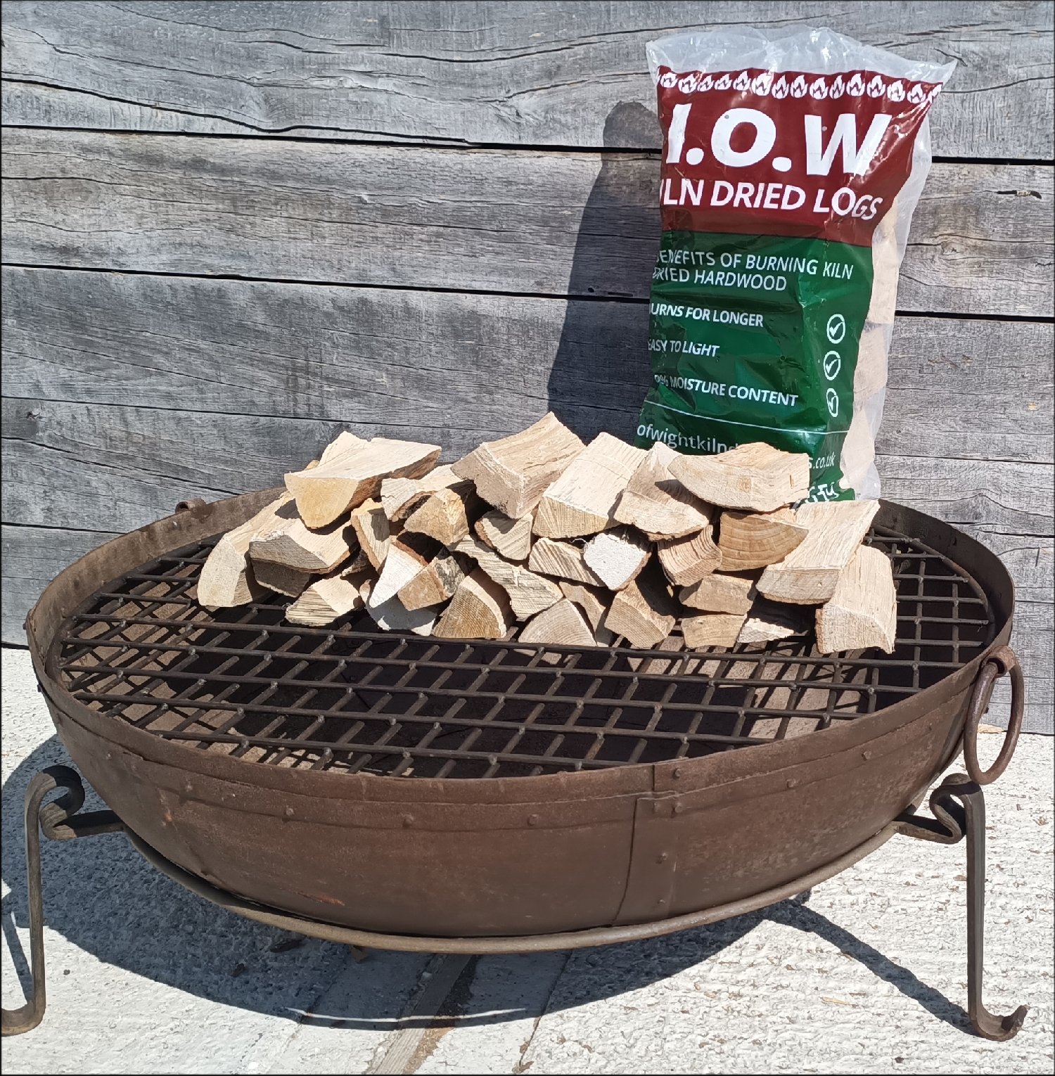 Isle of Wight Kiln Dried Logs