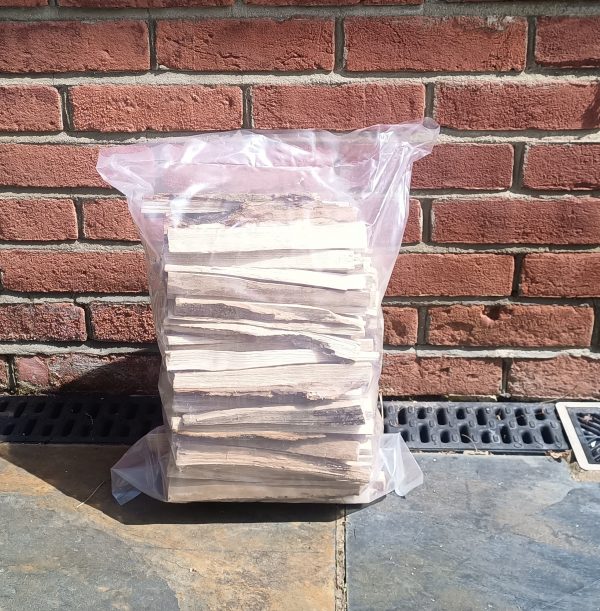 Sealed bag of Kindling - Isle of Wight Kiln Dried Logs